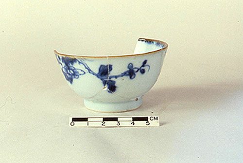 Chinese Porcelain Cup – Historical Archaeology