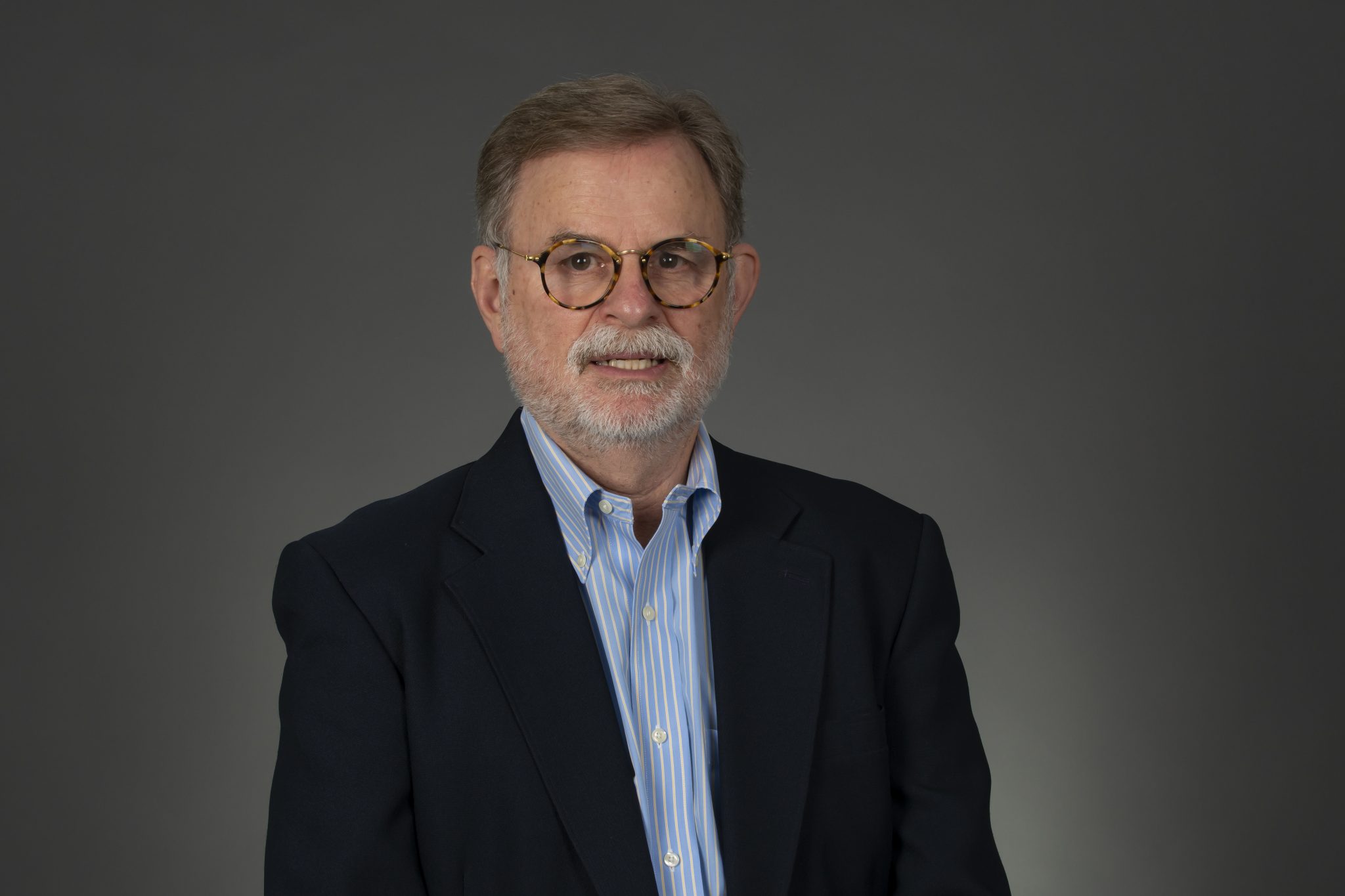 Bruce MacFadden: Founding Director & Distinguished Professor – Thompson ...