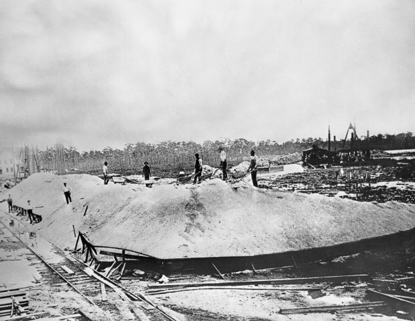 A Timeline of the Piney Point Wastewater Disaster – Thompson Earth ...